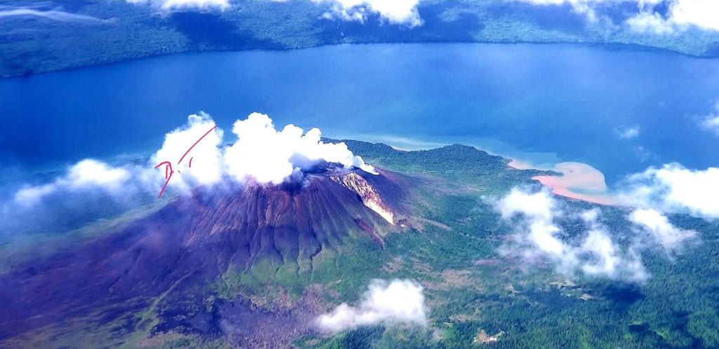 September 07 , 2018. EN. Kamchatka : Ebeko , Colombia : Galeras ...